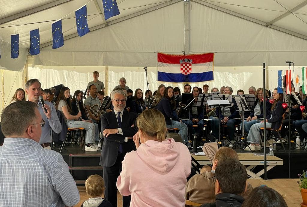 Predstavnice Središnjeg državnog ureda za Hrvate izvan Republike ...