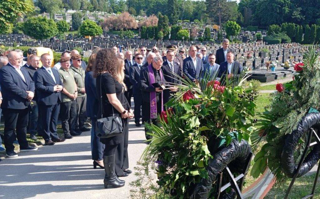 Navršila se 27. godišnjica smrti Gojka Šuška, ratnog ministra obrane RH ...